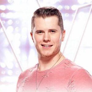 Gyth Rigdon Bio, Wiki, Age, Height, Father, The Voice, Songs, Body ...