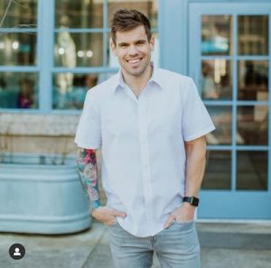 Hunter Montgomery (The Bachelorette) Bio, Wiki, Age, Height, Family ...