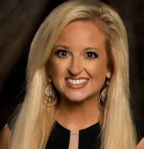 Alissa Carlson Bio, Wiki, Age, Family, Husband, KCAL9, Net Worth | The ...