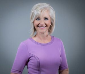 Carolyn Long Bio,Age, Family, Husband, KCTV5, Net Worth, Salary | The ...