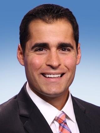 Scott Abraham Bio, Wiki, Age, WJLA, Wife, Net worth, and Salary | The ...