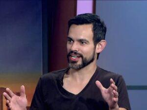 Anthony Ponce Bio, Wiki, Age, Wife, FOX 32, Net Worth, Salary | The ...