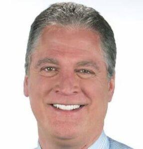 Mark Christopher Bio, Wiki, Age, Wife, KOMO, Net Worth, & Salary | The ...