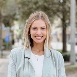 Jessica "Jess" Girod Bio, Wiki, Age, Boyfriend, Net Worth, The Bachelor ...