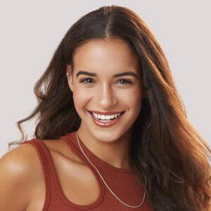 Olivia Lewis Bio, Wiki, Age, Family, Boyfriend, Net Worth, The Bachelor ...