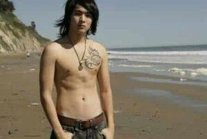 Justin Chon Bio, Age, Height, Wife, Twilight, Salary, and Net Worth ...