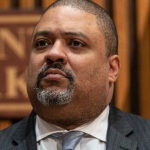 Alvin Bragg Bio, Wiki, Age, Wife, Lawyer, Salary, and Net Worth | The ...