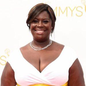 Retta Bio, Wiki, Age, Family, Husband, Movies, Worth, Salary, TV Shows | The Famous Info