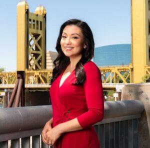 Lora Painter Bio, Wiki, Age, Height, ABC 10, Salary, and Net Worth | The Famous Info