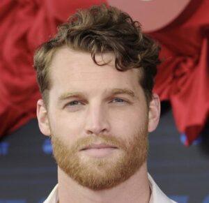 Jared Keeso Bio, Wiki, Height, Family, Wife, Letterkenny, Shoresy, 19-2 ...