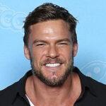 Alan Ritchson Bio, Wiki, Age, Reacher, Aquaman, Wife, Net Worth, Movies ...